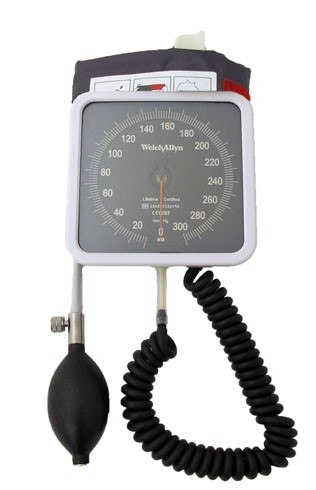 Blodtrycksmätare TriCUFF® med Welch Allyn 767 väggmanometer